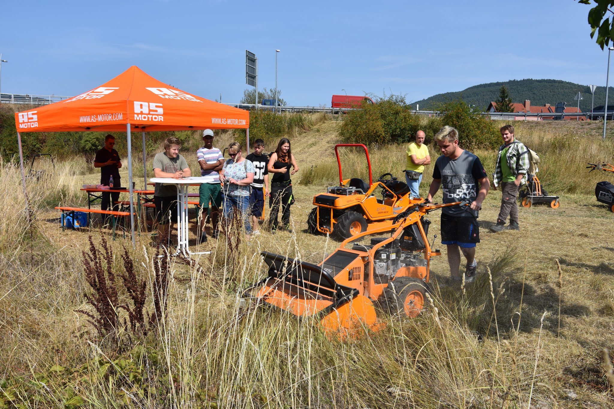„Hochgrastag“ bei der Firma BayWa AG Technik Miltenberg - Miltenberg