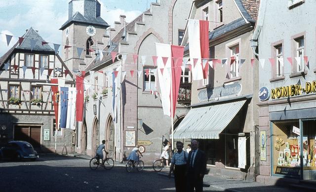 Obernburg damals und heute: Neue und alte Bilder von Obernburg ...