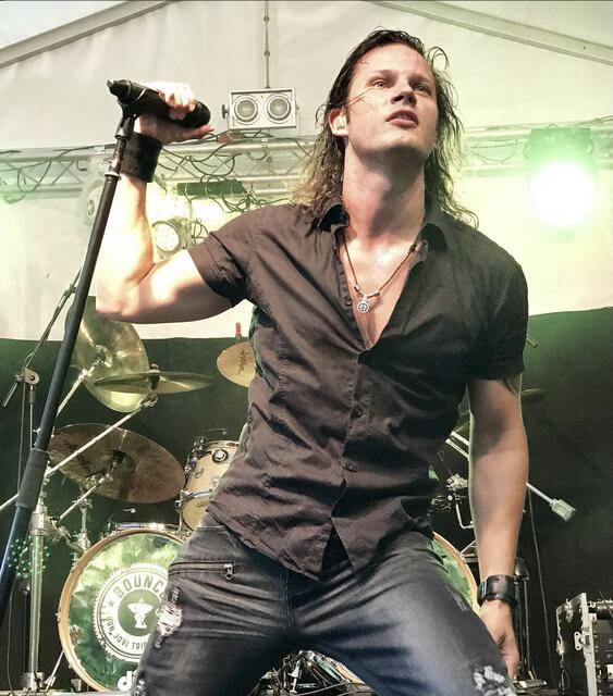 Bildergalerie: Bounce Frontmann Oliver Henrich bei „The Voice of ...