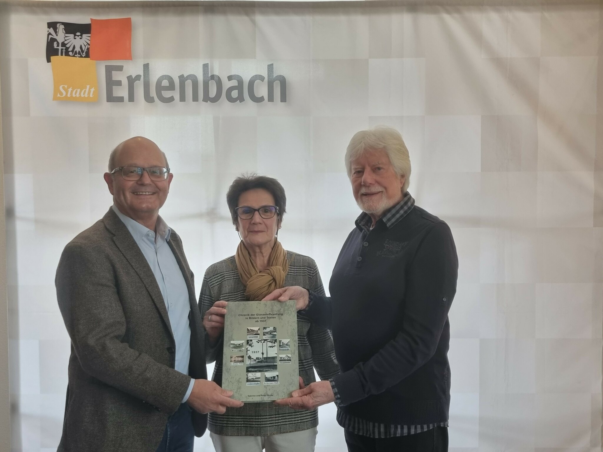 Neuer Bildband in Erlenbach erhältlich: Chronik der Glanzstoffsiedlung ...