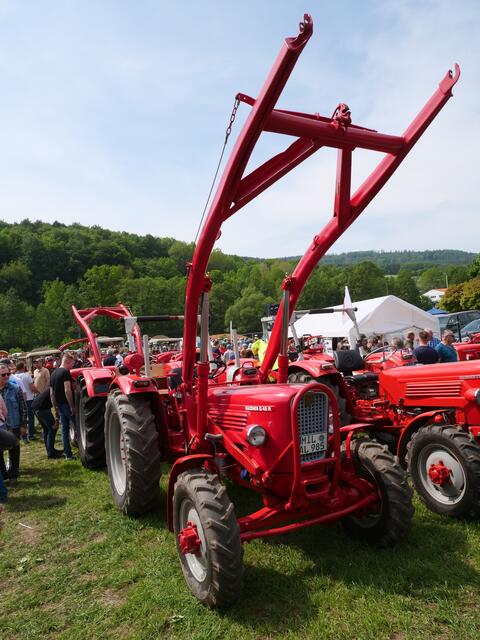 Impressionen: 14.internationales Güldner Traktor-Treffen in Dammbach ...
