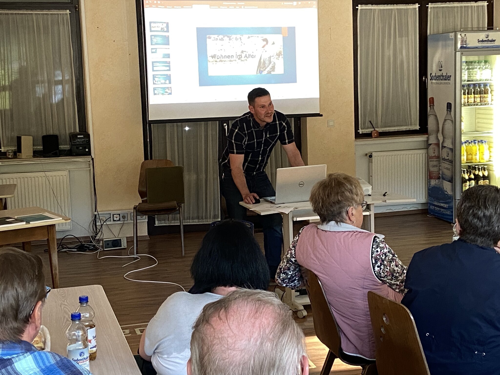 „Wohnen im Alter“: Themenabend mit Dennis Schäfer im Leidersbacher Rot ...