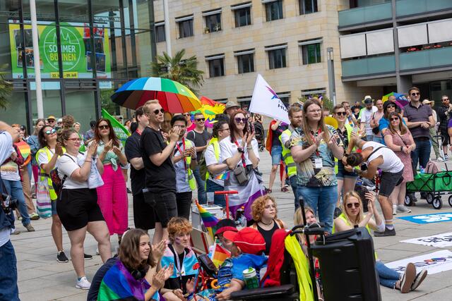 Bildergalerie: CSD - Christopher Street Day Aschaffenburg 2023 ...