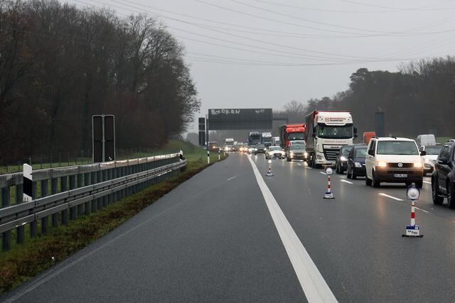 Windböe sorgt für Unfall: Verkehrsunfall auf der A3 bei Kleinostheim am ...