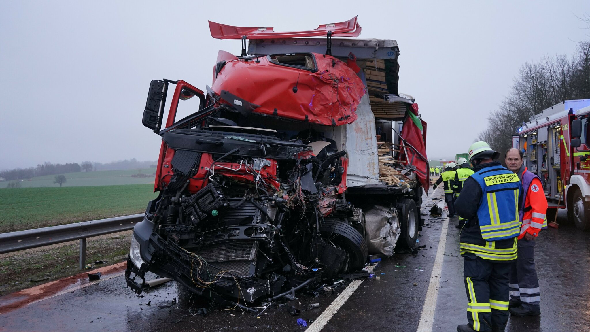 Tödlichenverkehrsunfall in Bitburg: Ein Toter, ein schwerstverletzter auf B51 bei Bitburg
