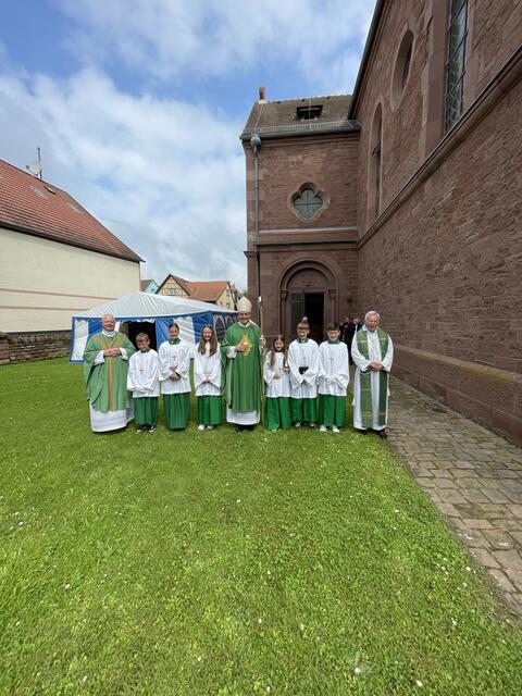 Bildergalerie und Essay: Neuer Würzburger Weihbischof Paul Reder in ...