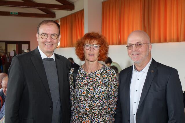 Bildergalerie und Essay: Neuer Würzburger Weihbischof Paul Reder in ...