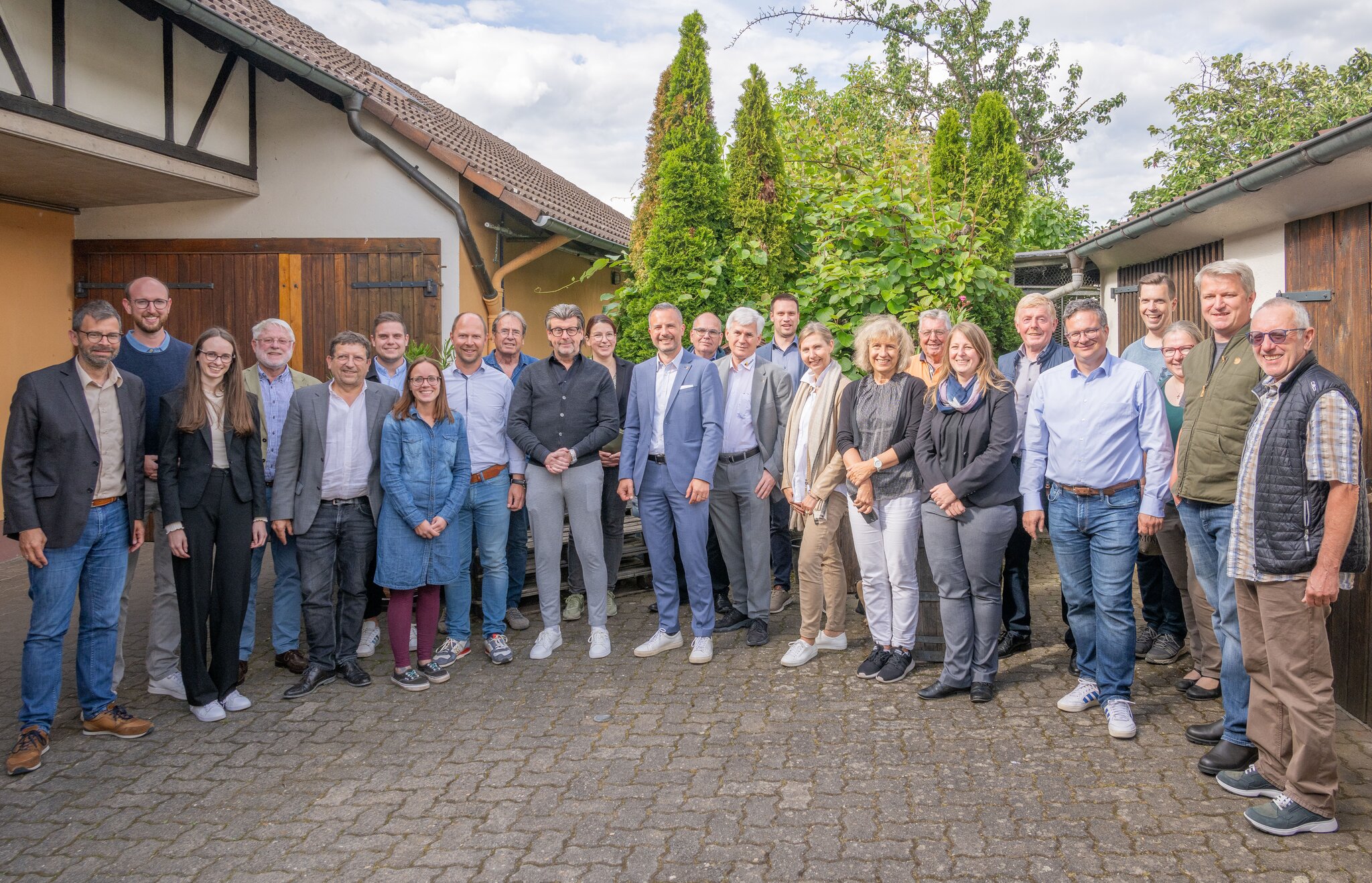 Besuch: Viele Themen bei Stadtbesichtigung Erlenbach angesprochen ...