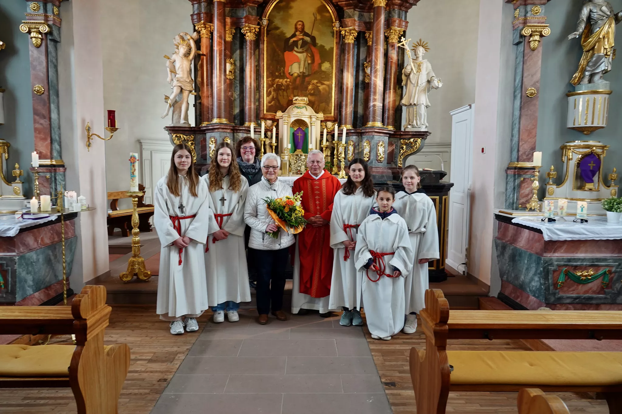 Bericht: Mesnerin Frau Brunner aus Miltenberg-Schippach gratuliert und ...