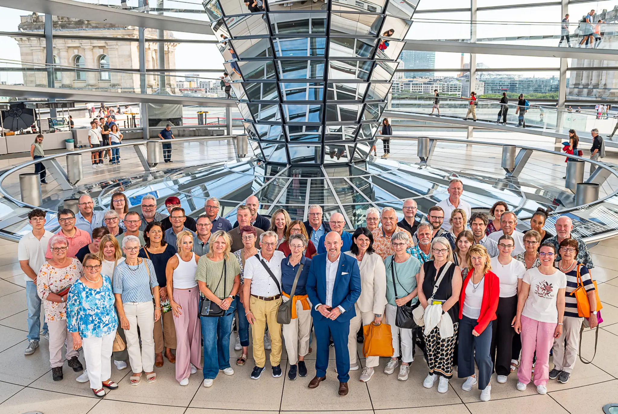 Gäste von MdB Alexander Hoffmann bekamen in Berlin viel zu sehen - Marktheidenfeld