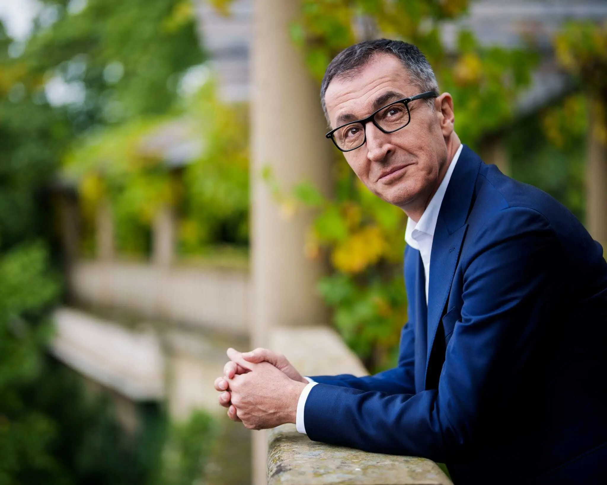 Drei Tage vor der Wahl: "Cem schenkt aus": Cem Özdemir in Mosbachs ...